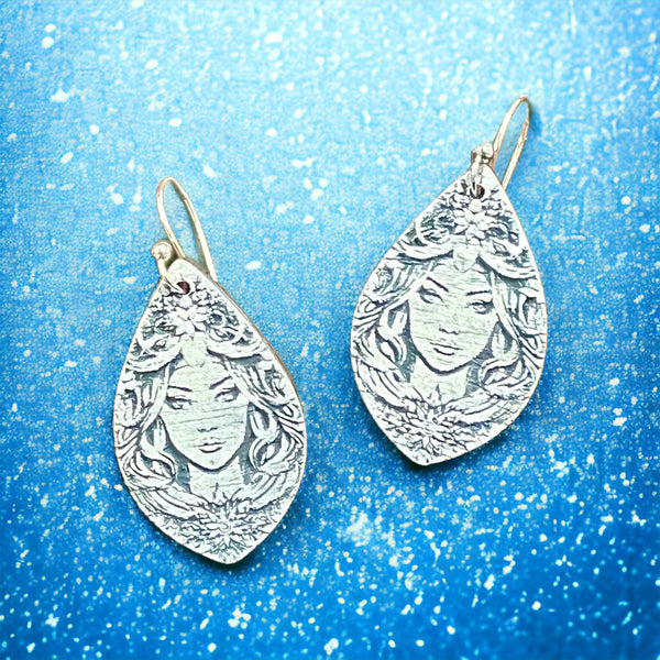 Ice Queen Teardrop Earrings – Glowforge Shop