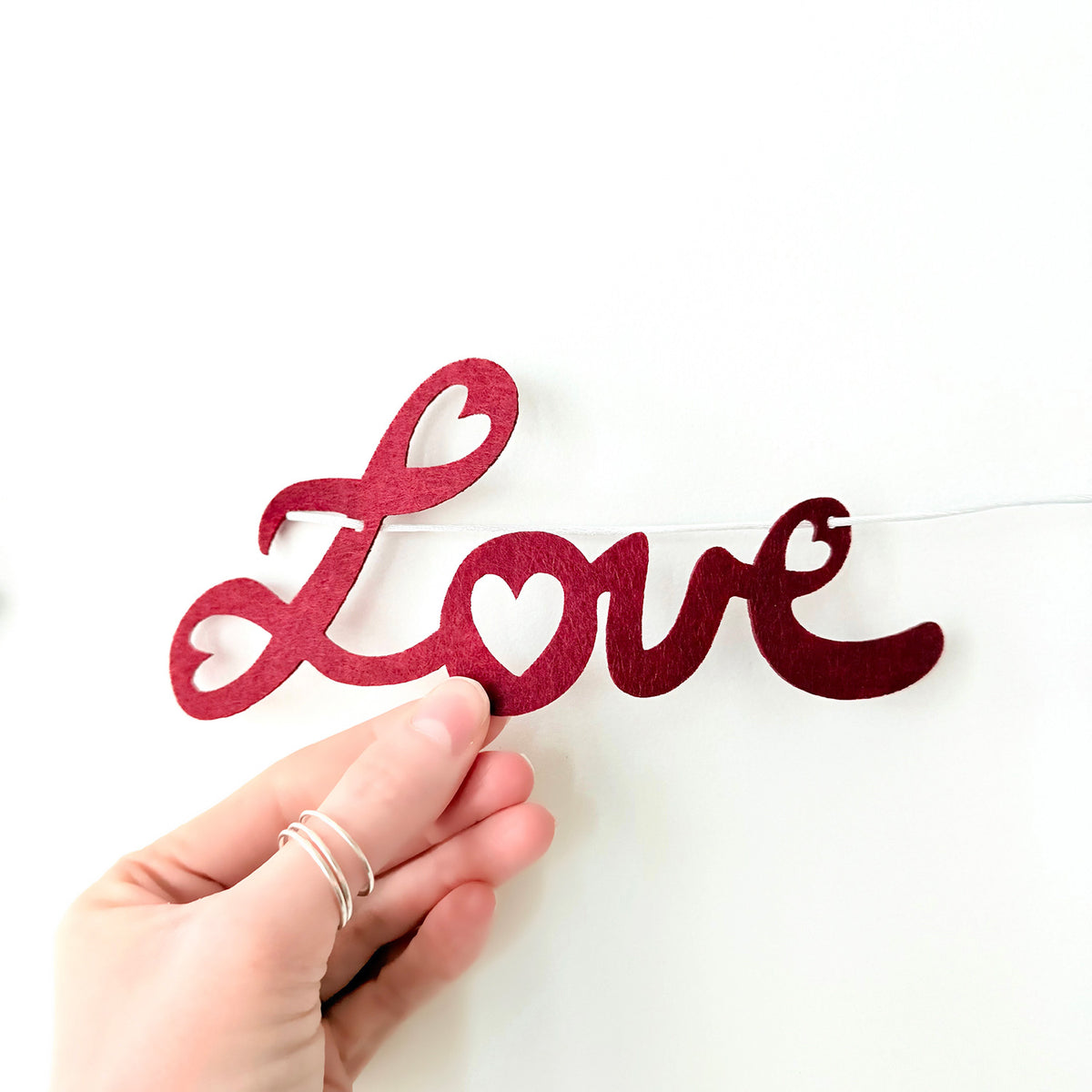 Cursive Felt Love Garland Valentine's Decor With Heart Confetti ...