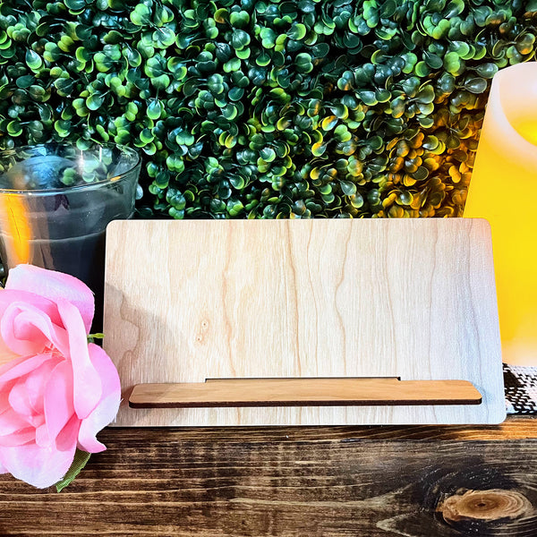 Customizable Horizontal Phone Stand – Glowforge Shop