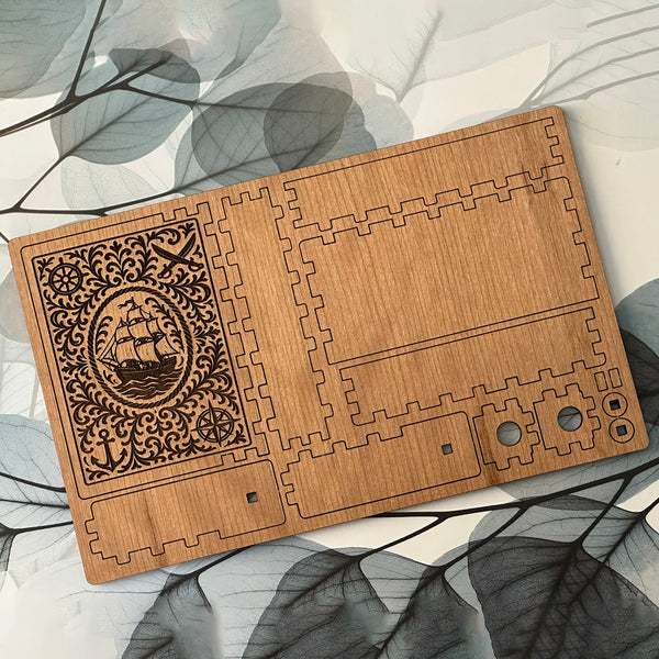 Customizable Rotating Playing Card Case - Light Proofgrade – Glowforge Shop