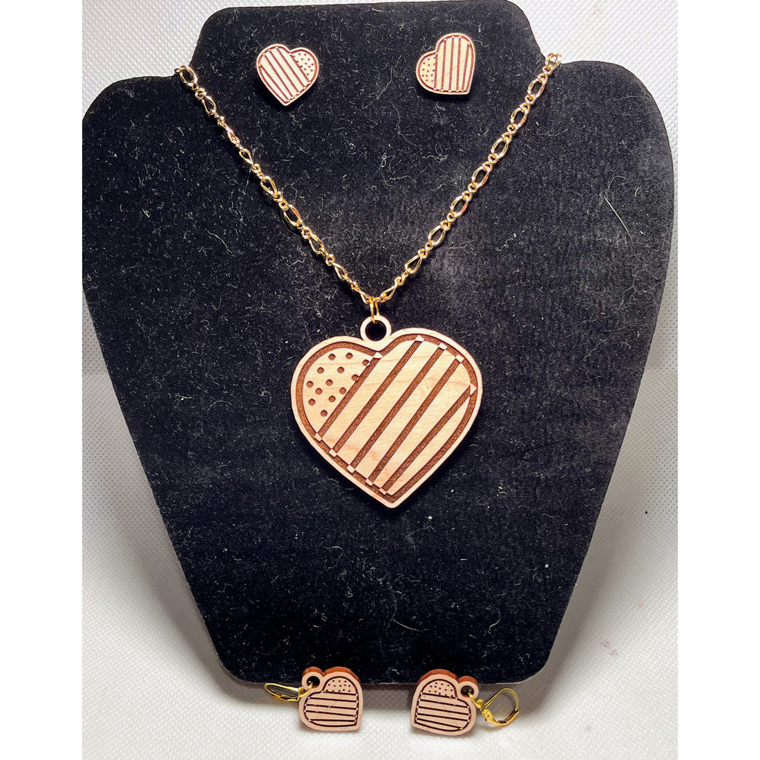 Heart Shaped American Flag Jewelry Set – Glowforge Shop