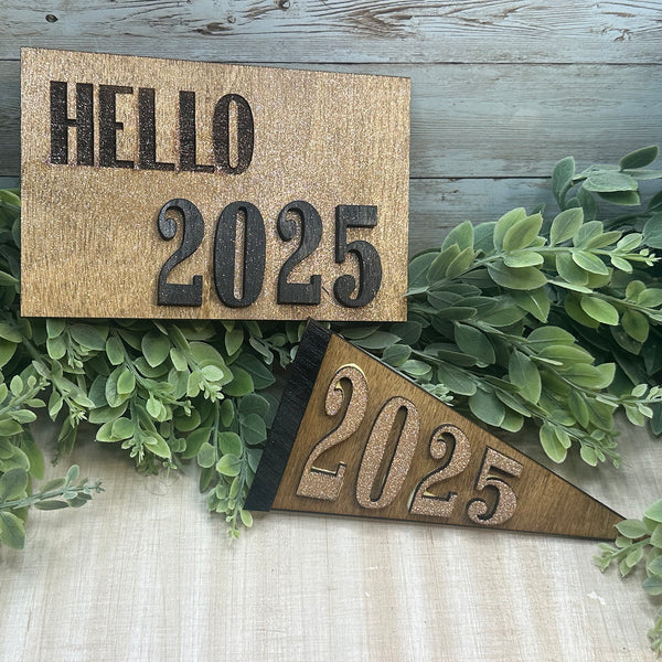 Hello 2025 and 2025 Flag Banner Sign (Set of 2) Tiered Tray Set ...