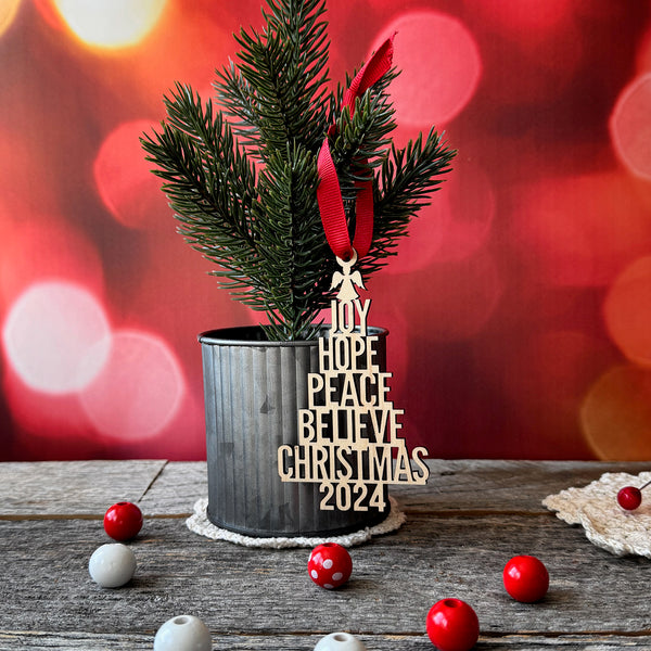 Inspirational Christmas Tree with Stacked Words Ornament / Gift Tag (S ...