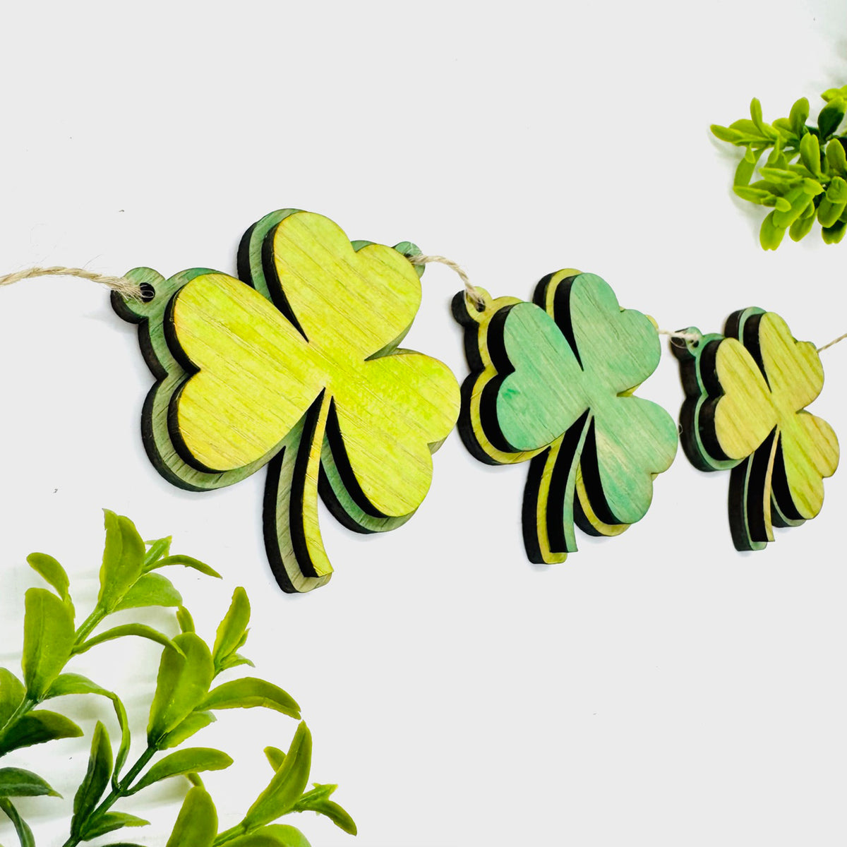 Layered 3-Leaf Clover St. Patrick’s Day Garland – Glowforge Shop