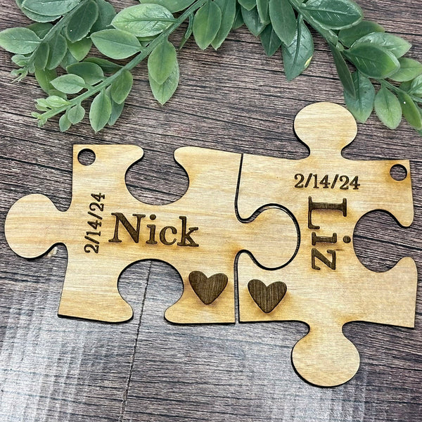 Personalized Puzzle Piece Couple's Keychain (Set of 2) – Glowforge Shop