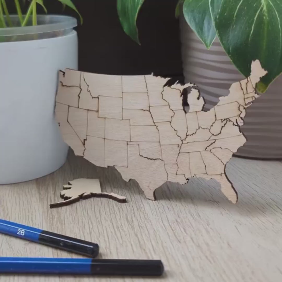 USA Map - Detailed Decorative Cutout for Wall Art, Crafts, or Educatio ...
