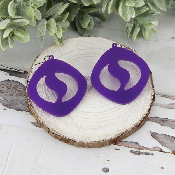 Rounded Diamond-Shaped Earrings with Wavy Detail #1 – Glowforge Shop