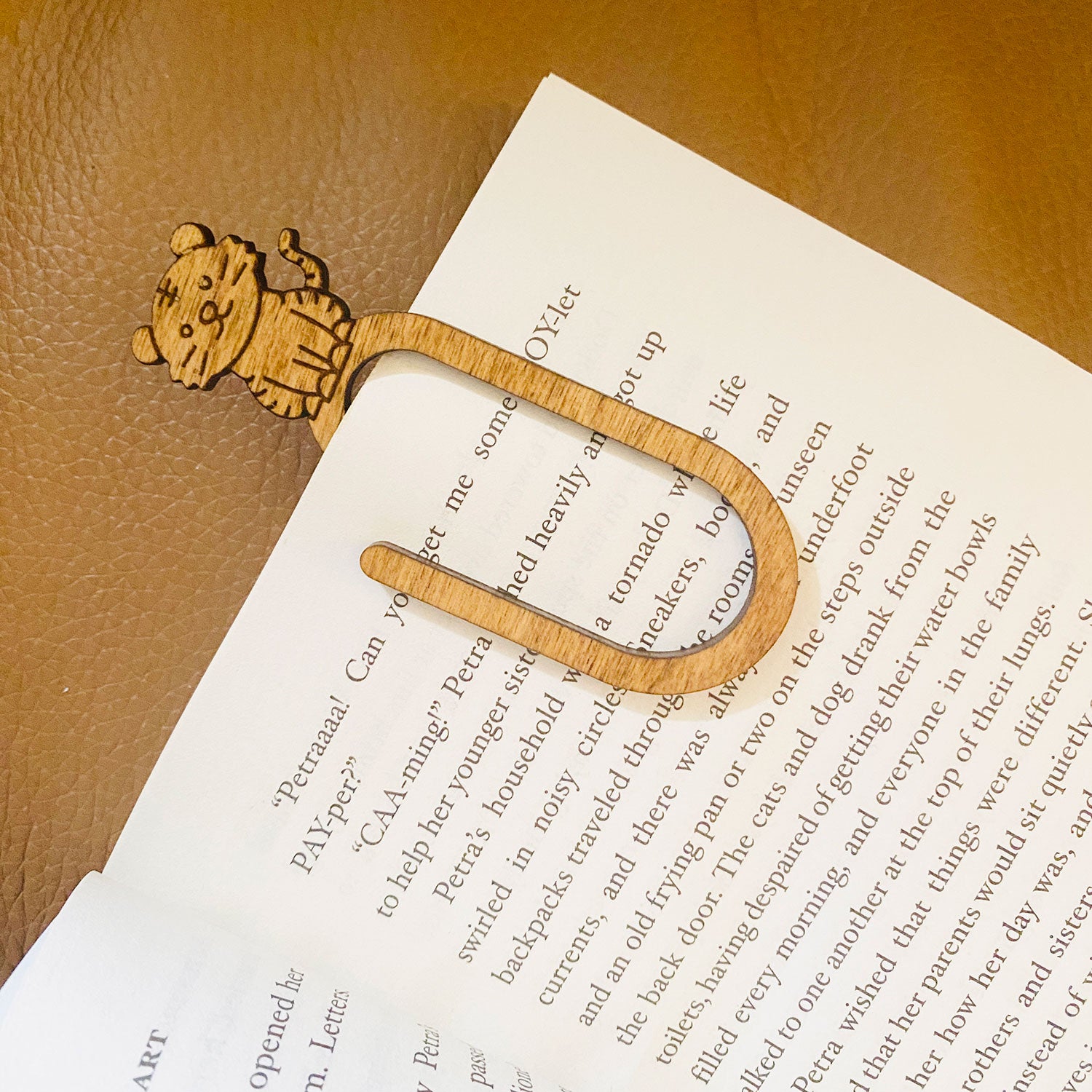 Tiger Paperclip Bookmark – Glowforge Shop