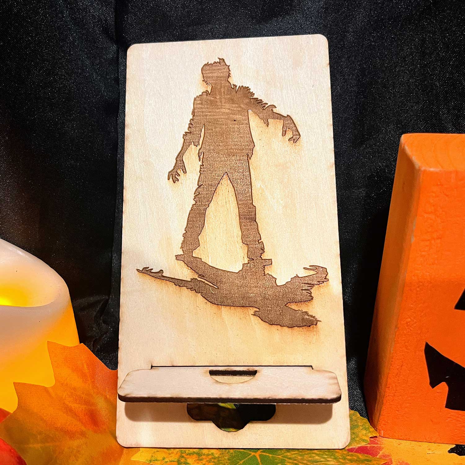 Zombie Halloween Phone Stand – Glowforge Shop