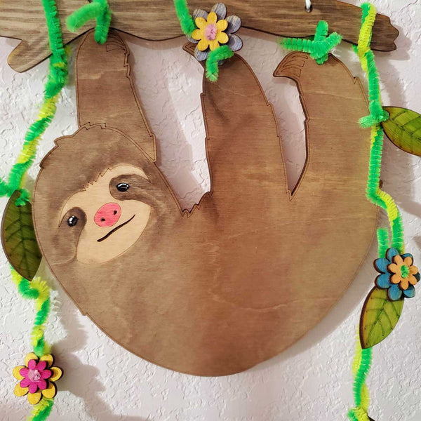 Adorable Hanging Sloth Wall Decor - Jungle-Themed Nursery and Kids Roo ...